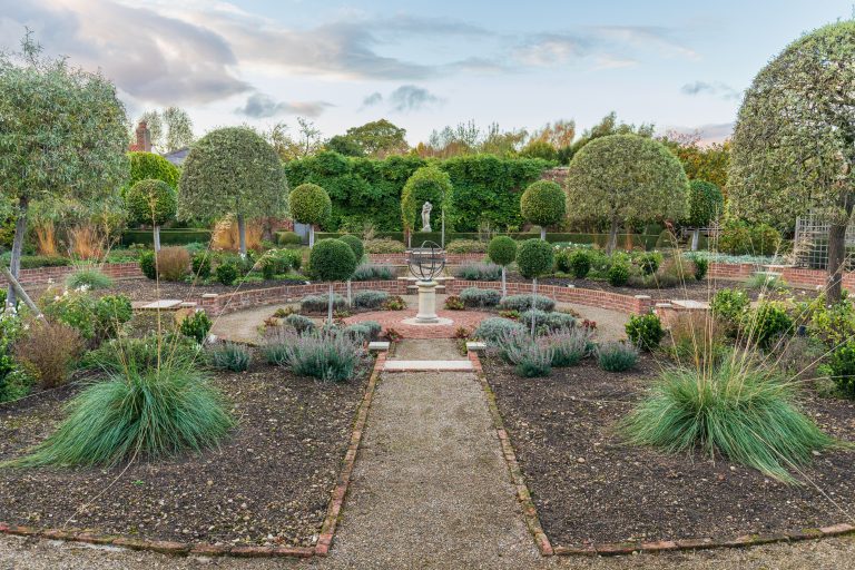 Sunken Garden - Littlethorpe Manor